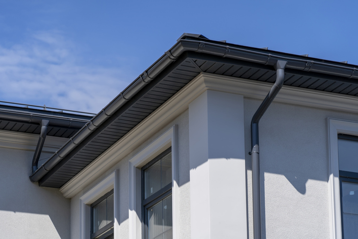 Gutter Materials Comparison: Choosing the Best Gutter Material for Your ...